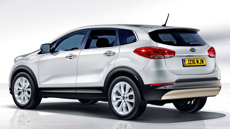 Hybrid Kia SUV revealed | Carbuyer