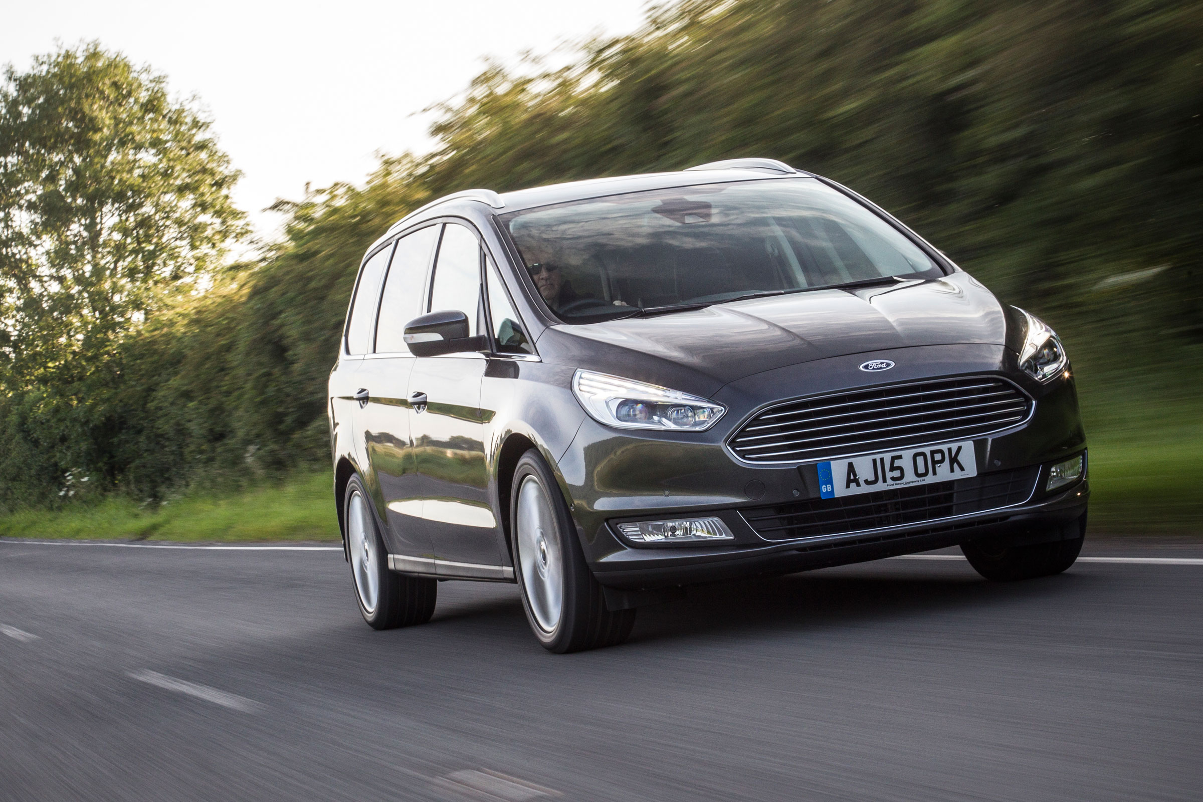 Ford Galaxy MPV pictures | Carbuyer