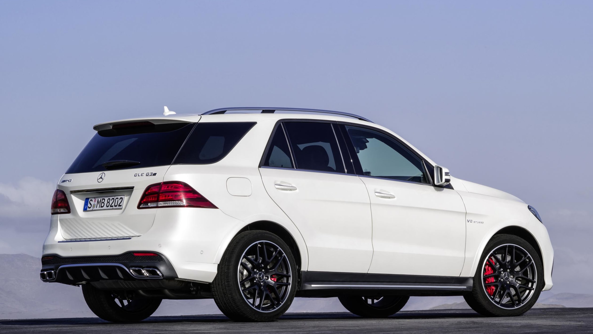 Mercedes-AMG GLE 63 SUV 2015 images | Carbuyer