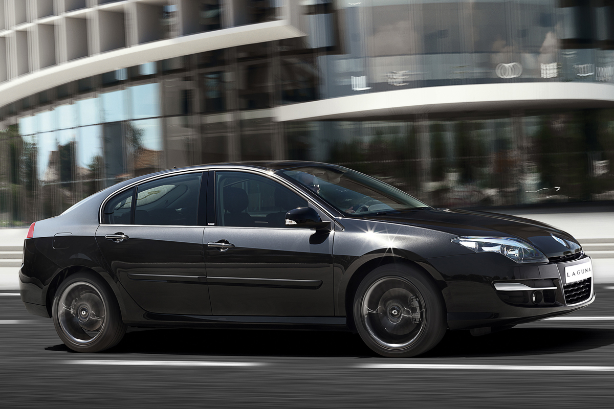 Facelifted Renault Laguna | Carbuyer