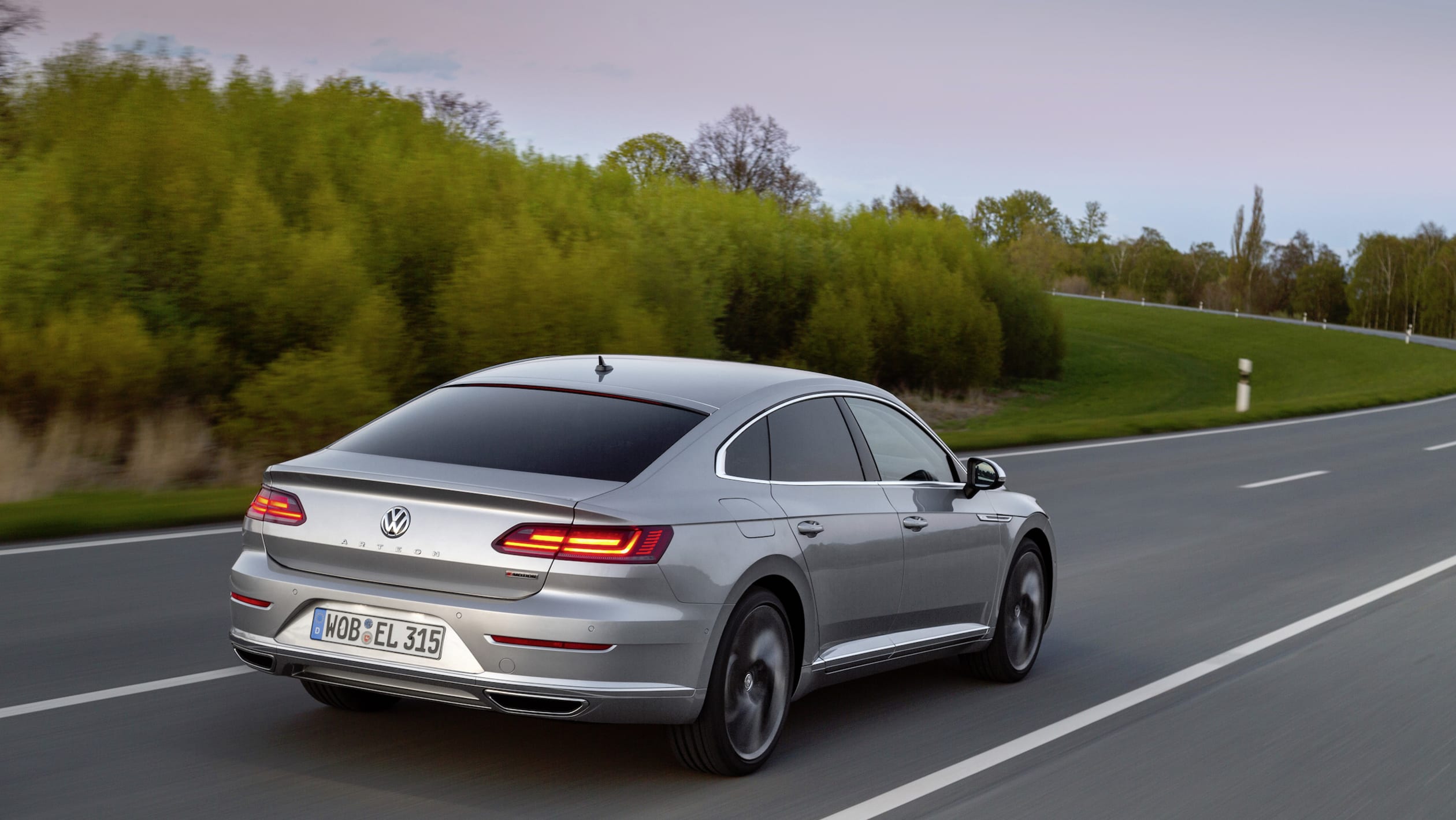 Volkswagen Arteon Gallery | Carbuyer