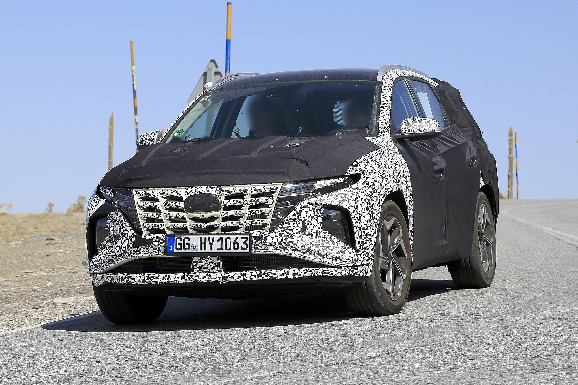 Radical styling changes for new Hyundai Tucson - pictures | Carbuyer