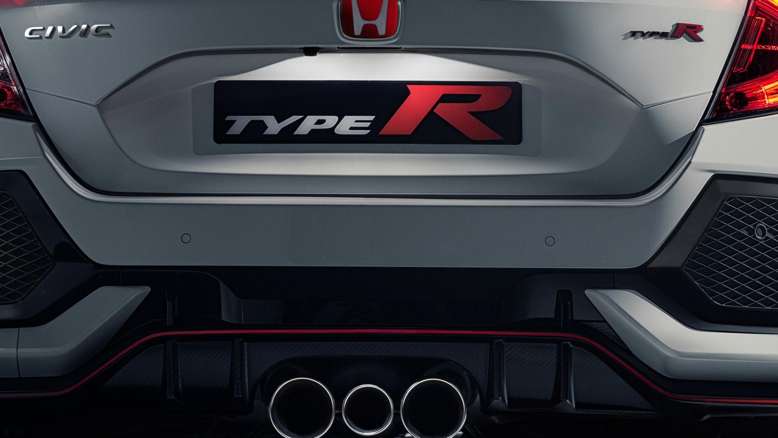 Honda Civic Type R 2017 - pictures | Carbuyer