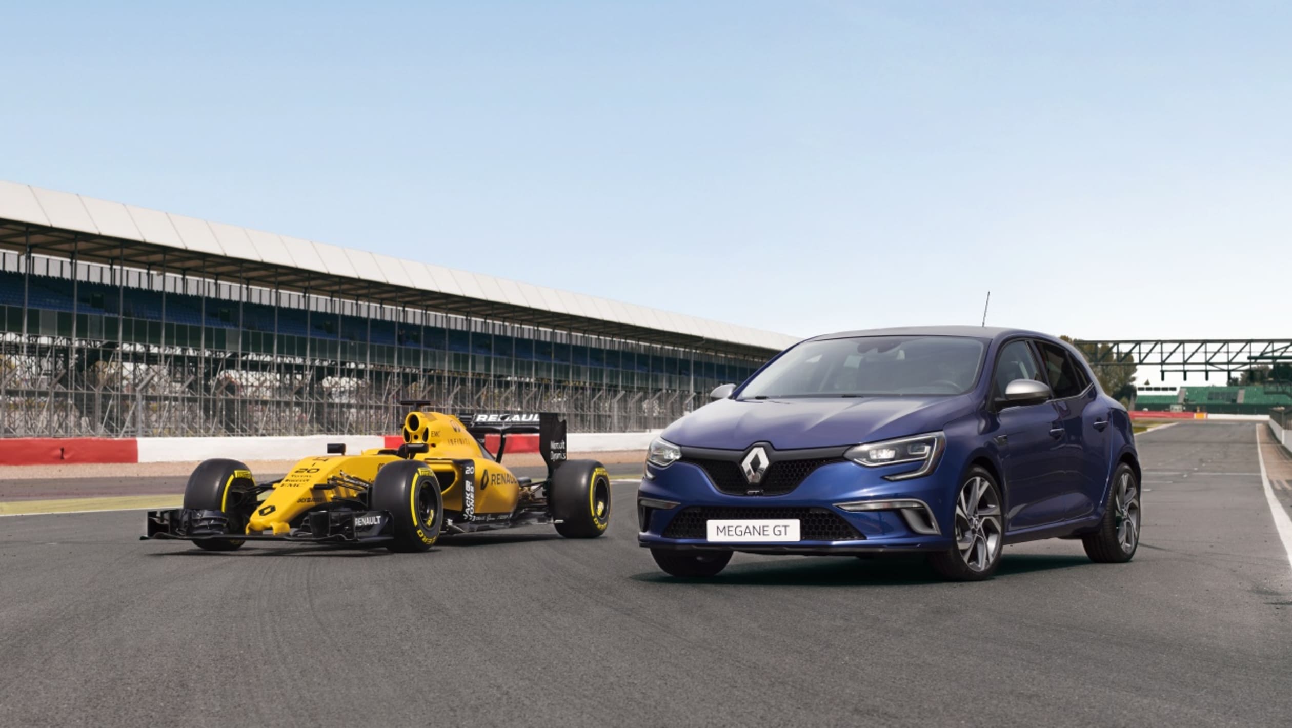 Renault brings motorsport tech to the road (sponsored) pics | Carbuyer