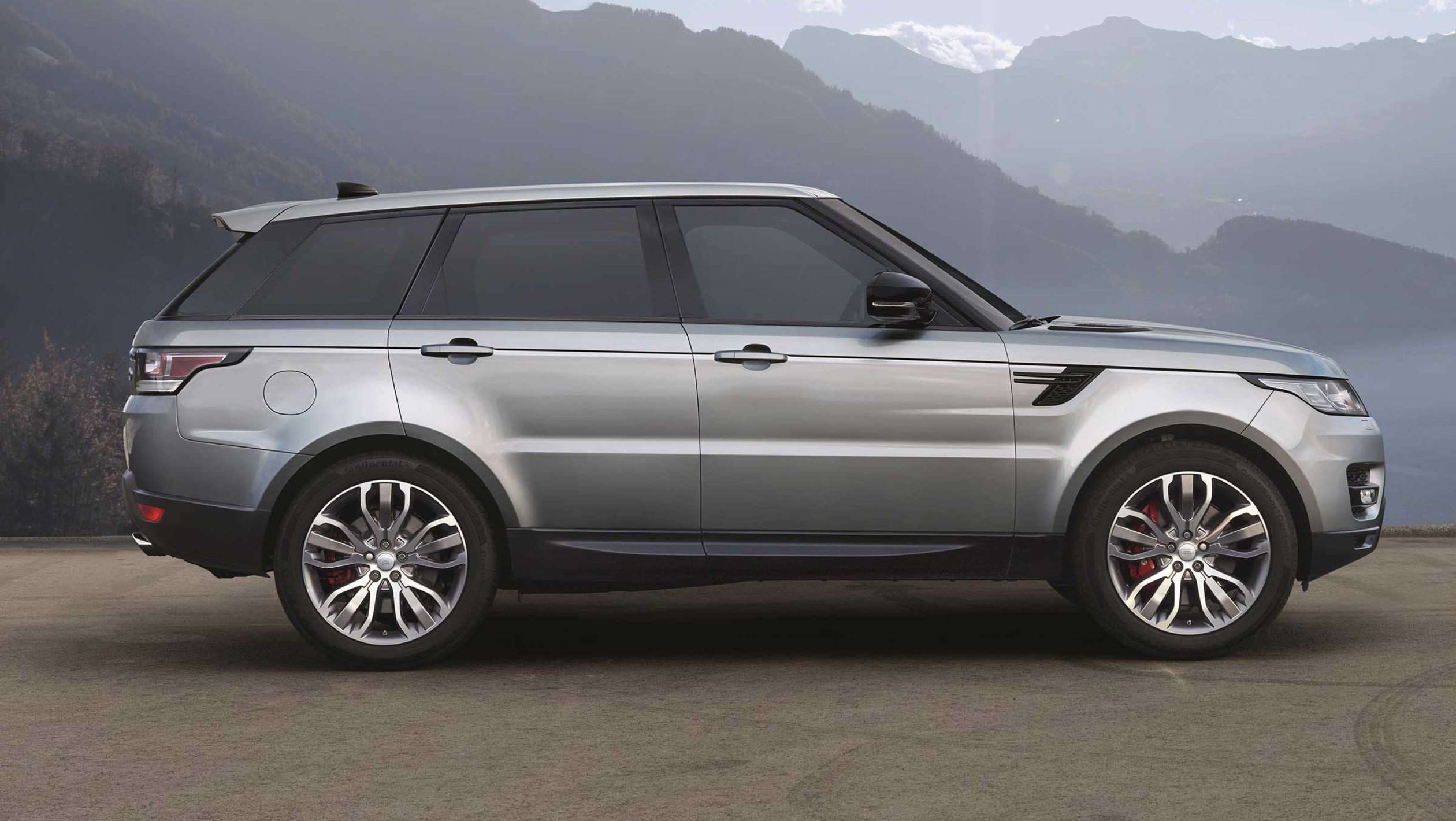 2017 Range Rover Sport pictures | Carbuyer