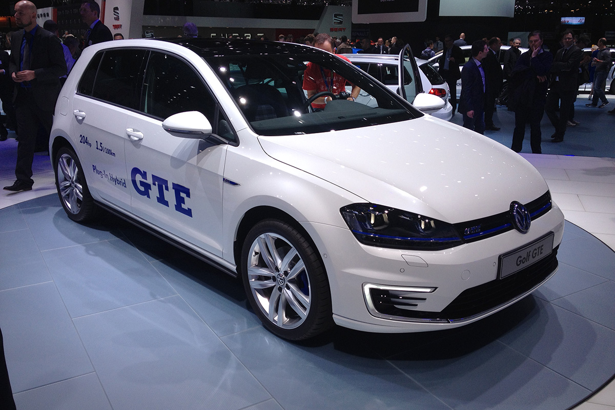 Hybrid Volkswagen Golf GTE revealed | Carbuyer