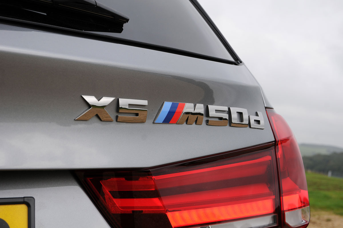 BMW X5 SUV 2014 pictures | Carbuyer