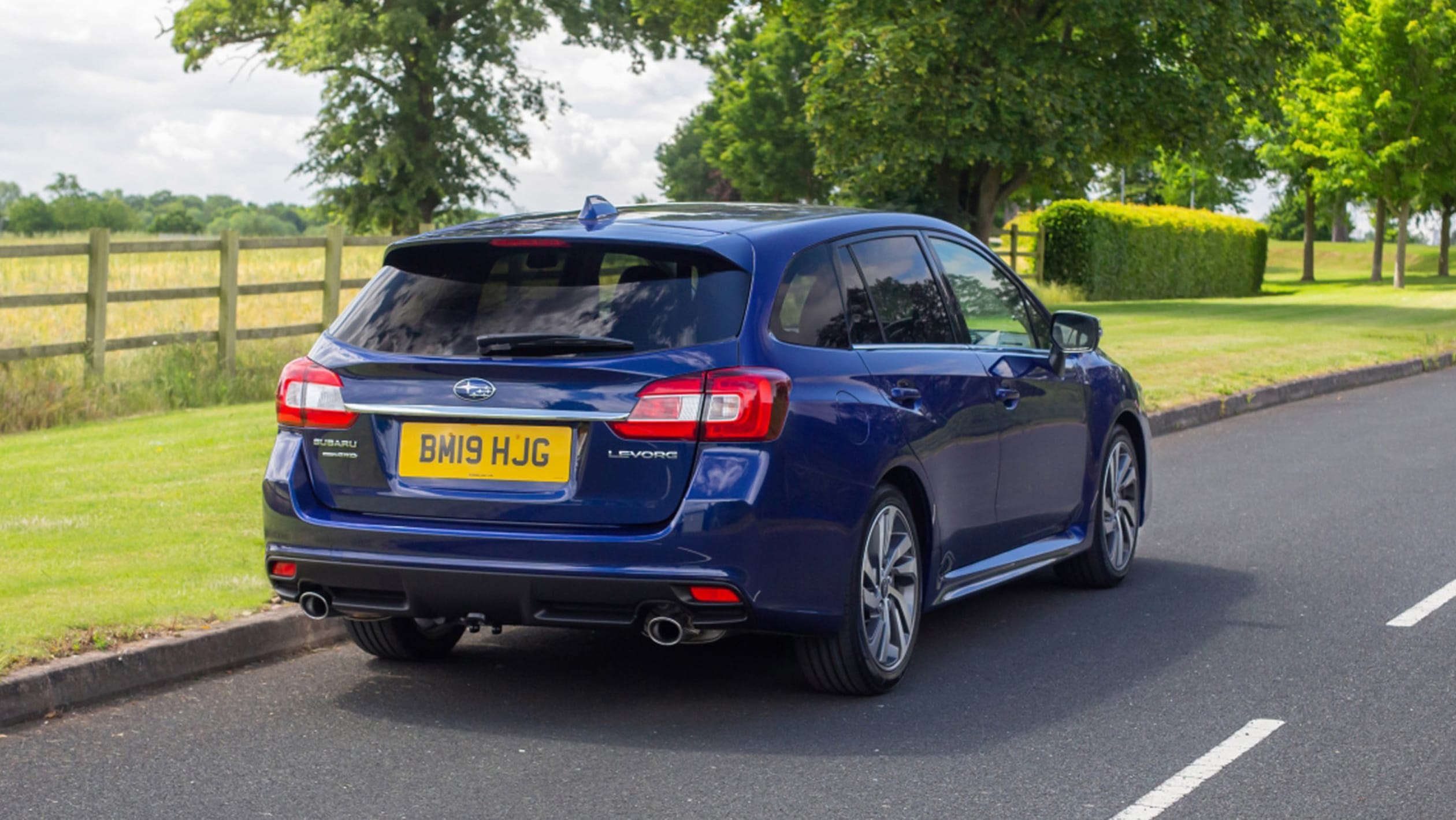 Subaru Levorg estate - pictures | Carbuyer