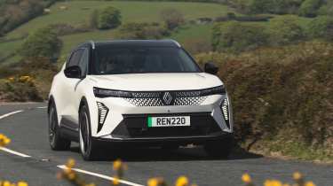 Renault Scenic review - gallery | Carbuyer