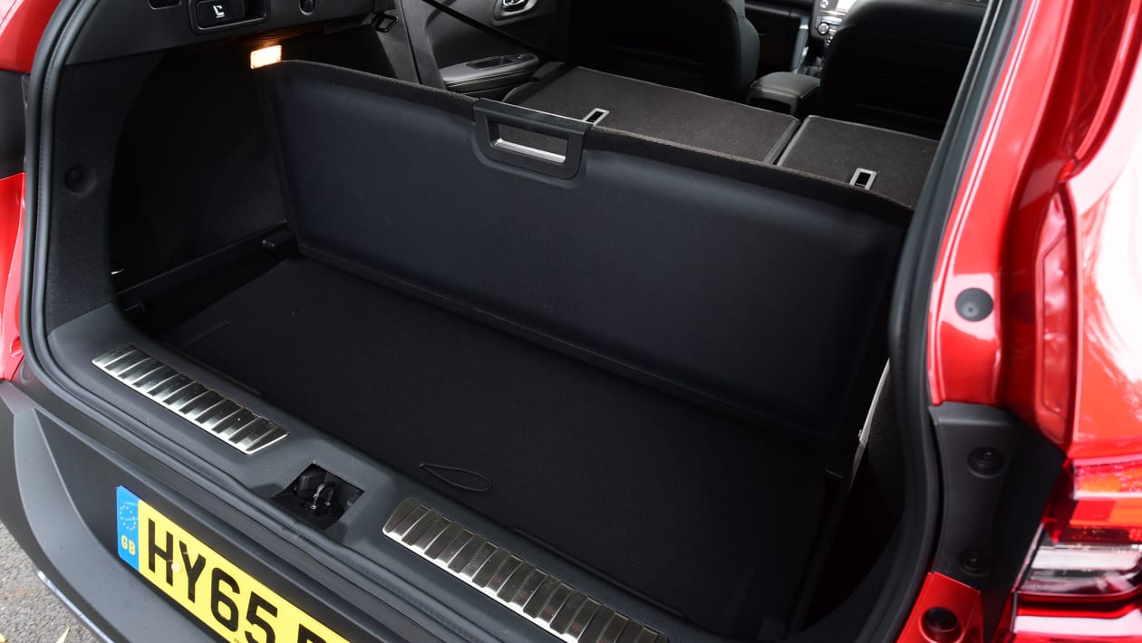 Renault Kadjar SUV pictures | Carbuyer