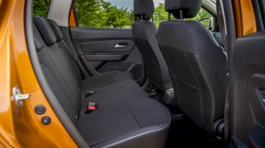 Dacia Duster SUV - Practicality & boot space 2020 review | Carbuyer