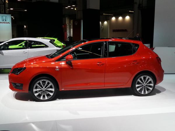 2015 SEAT Ibiza hatchback pictures | Carbuyer