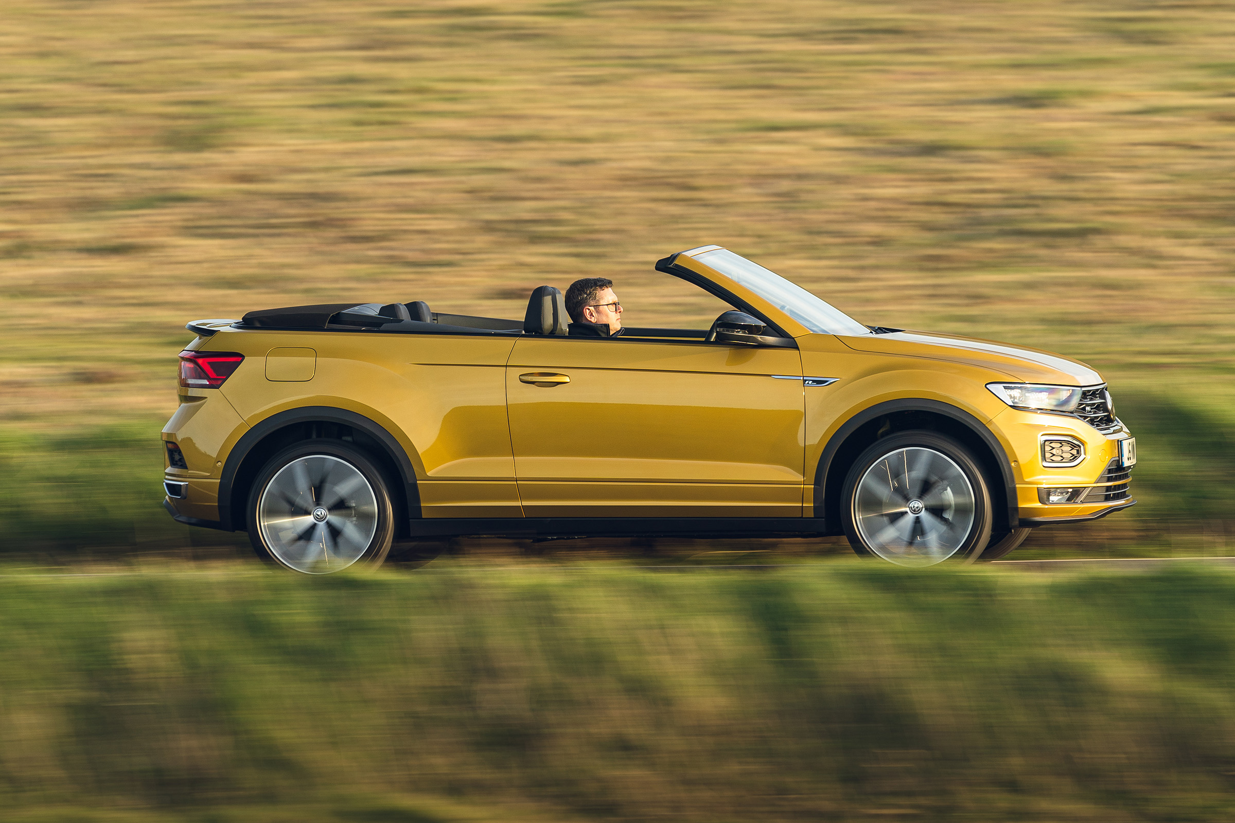 Volkswagen T-Roc Cabriolet - pictures | Carbuyer