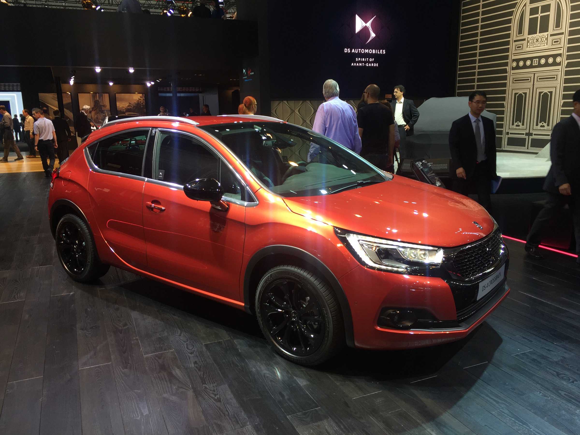 DS 4 Crossback SUV shown at Frankfurt Motor Show | Carbuyer