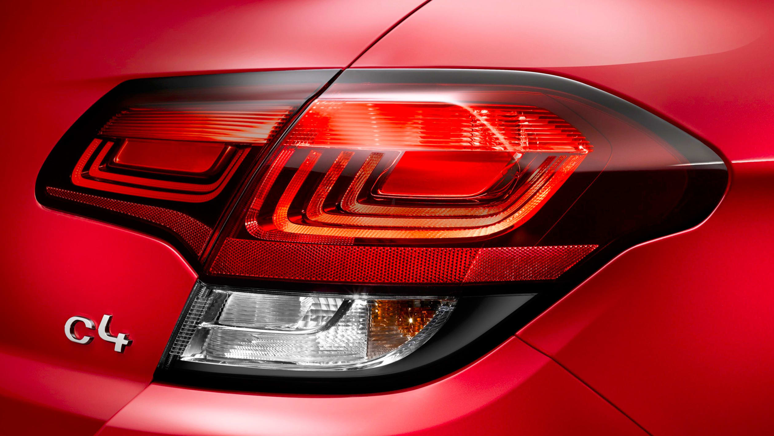 Citroen C4 2015 images | Carbuyer