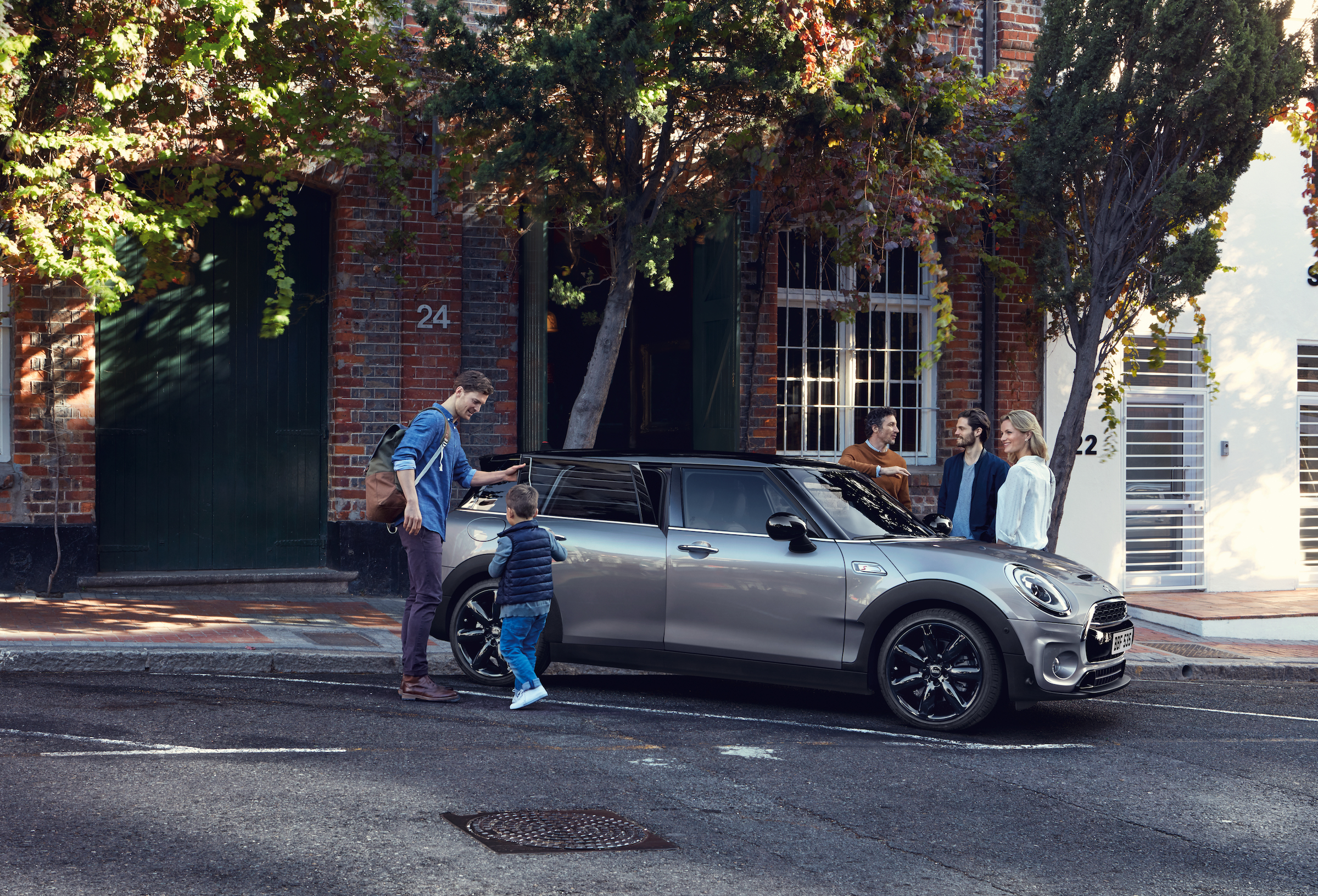 MINI Clubman: Take A Look Inside (Sponsored) | Carbuyer