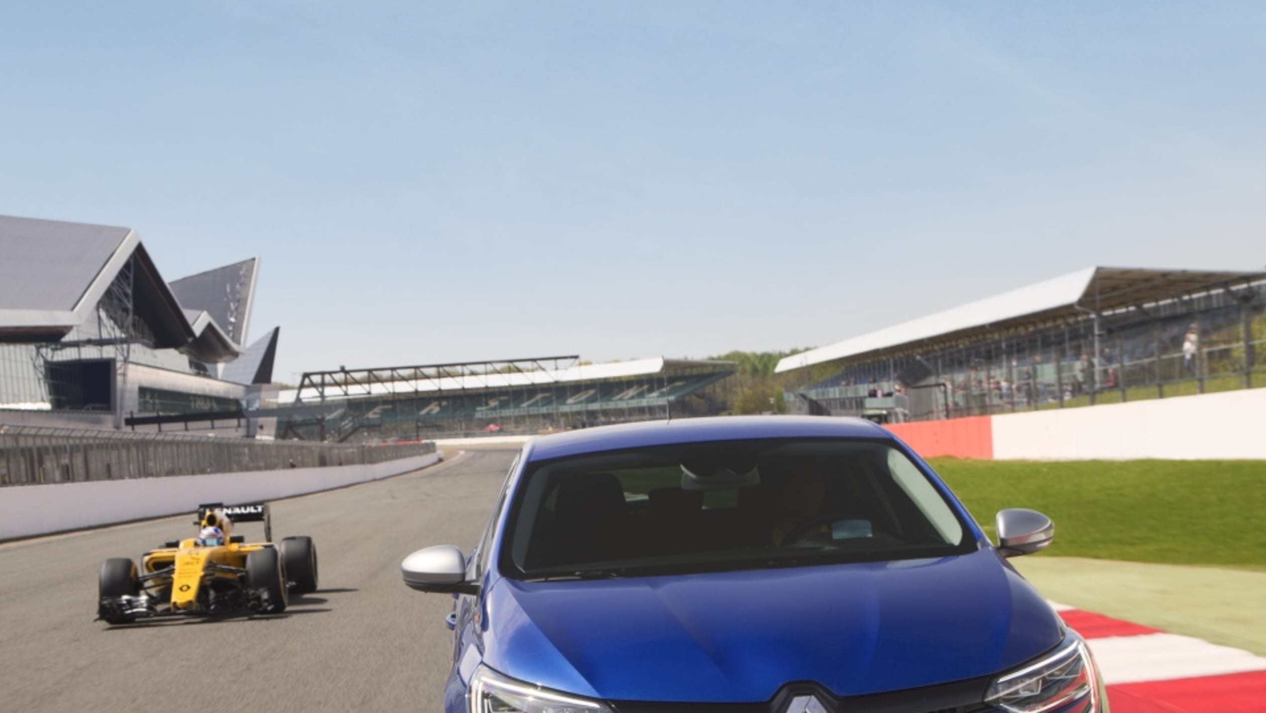 Renault brings motorsport tech to the road (sponsored) pics | Carbuyer