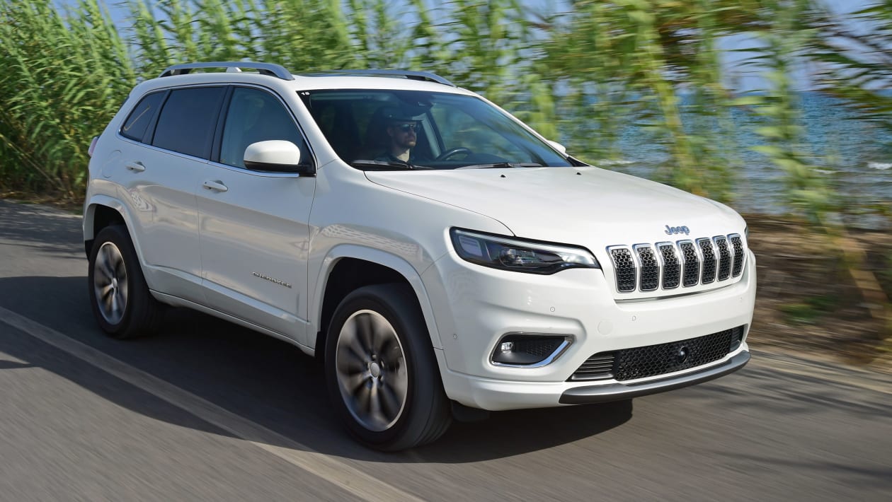 Jeep Cherokee SUV pictures | Carbuyer