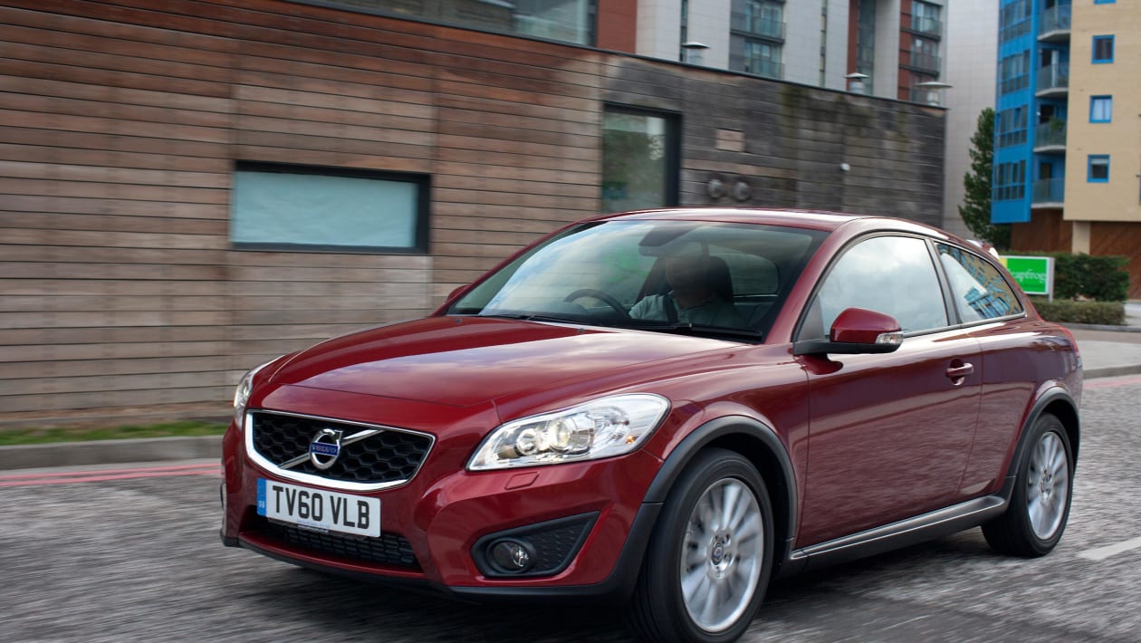 Volvo cuts price of its C30 hatchback | Carbuyer