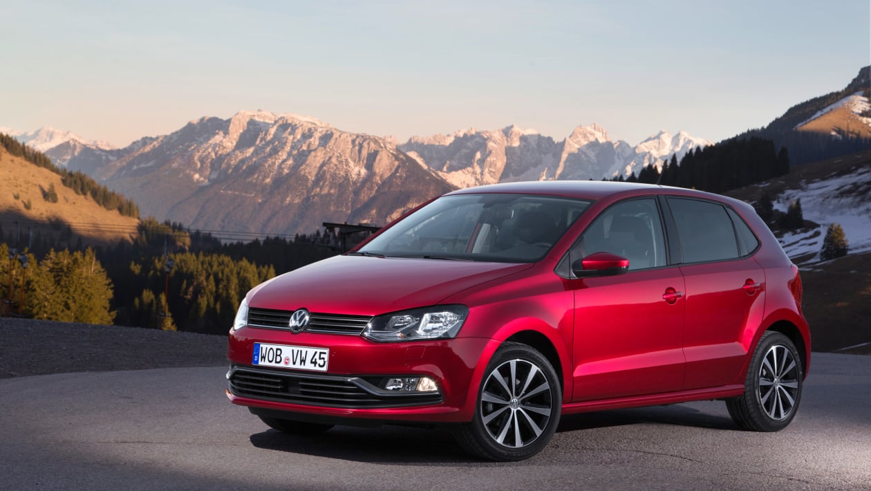 Volkswagen Polo hatchback 2015 pictures | Carbuyer