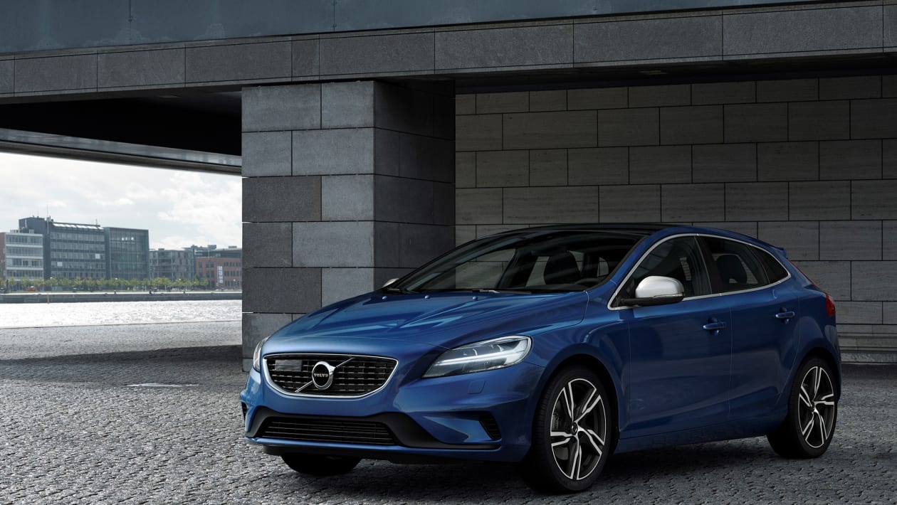 Volvo V40 hatchback pictures | Carbuyer