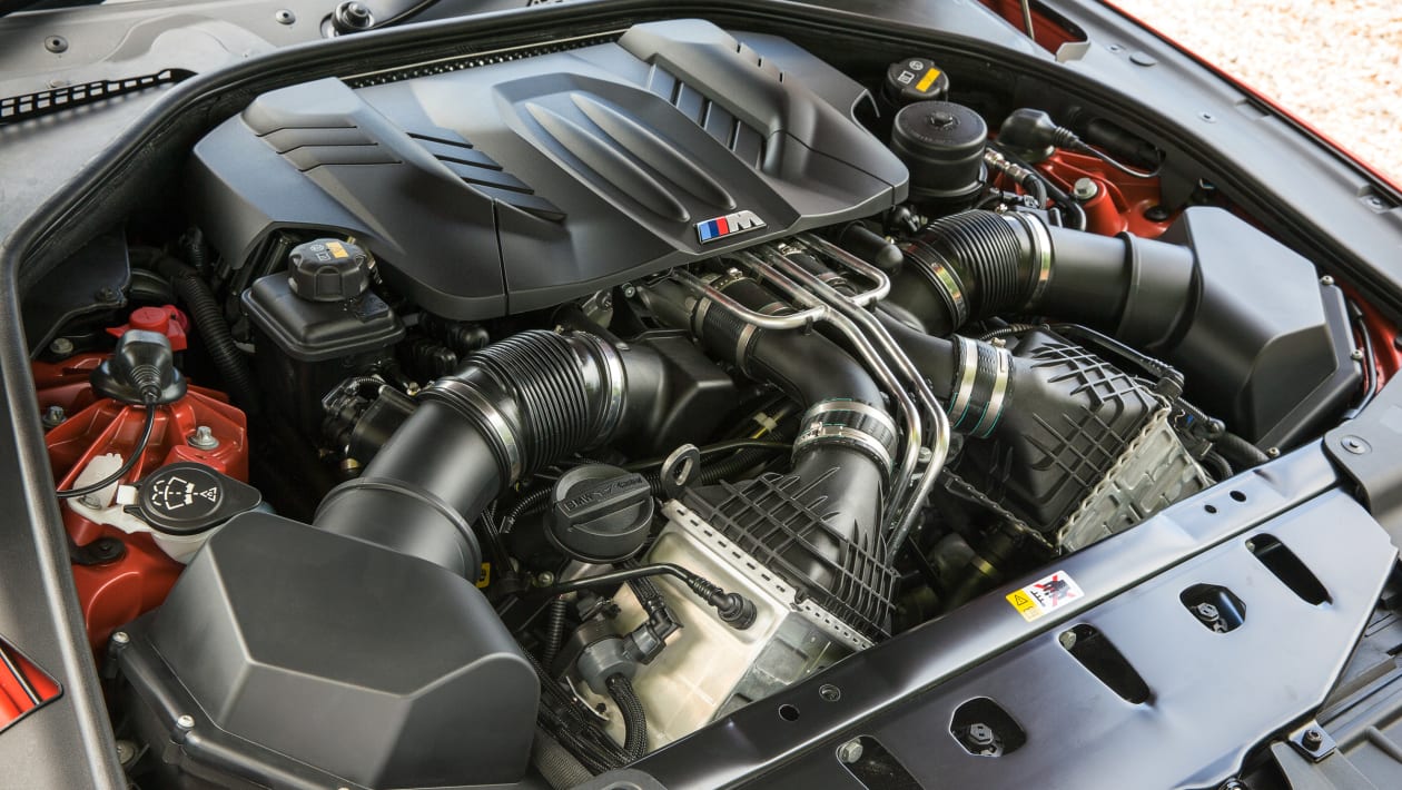 BMW M6 coupe pictures | Carbuyer