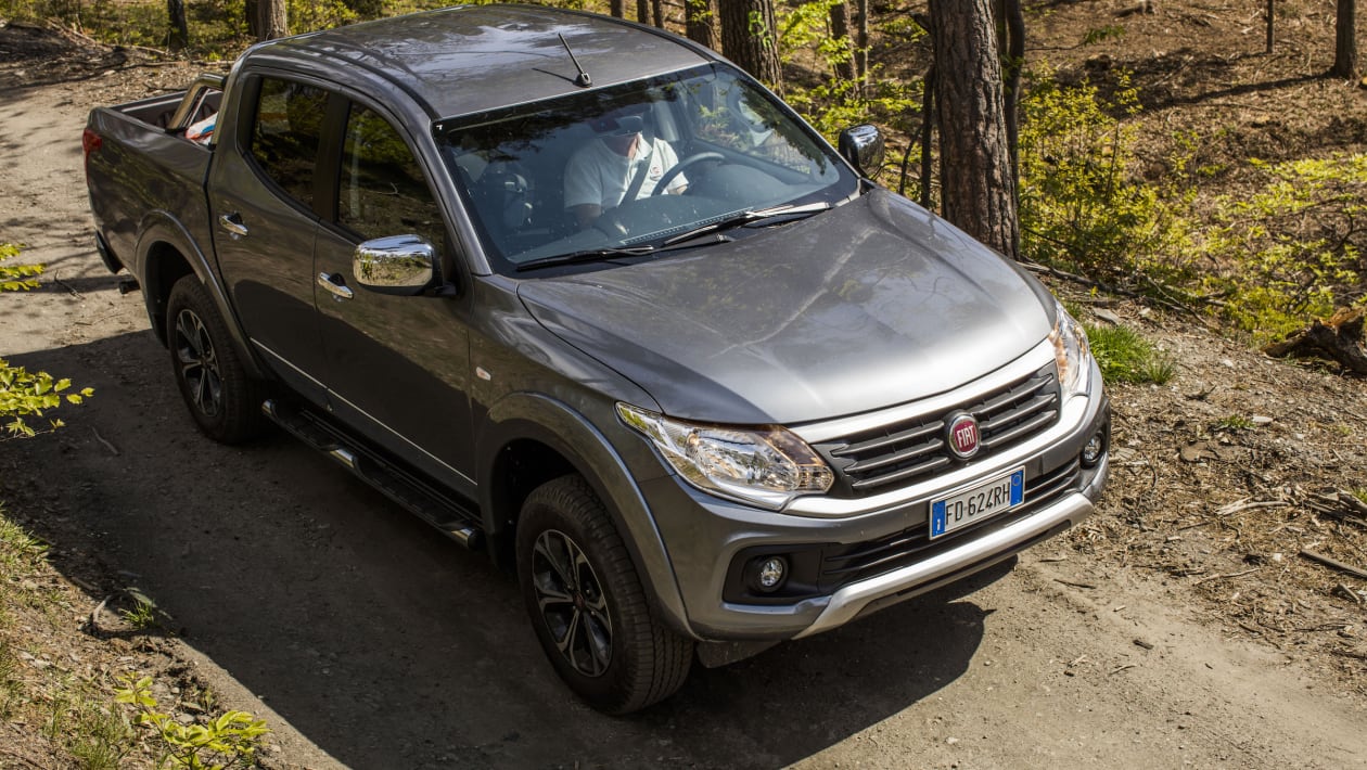 Fiat Fullback Pickup 2017 Gallery | Carbuyer