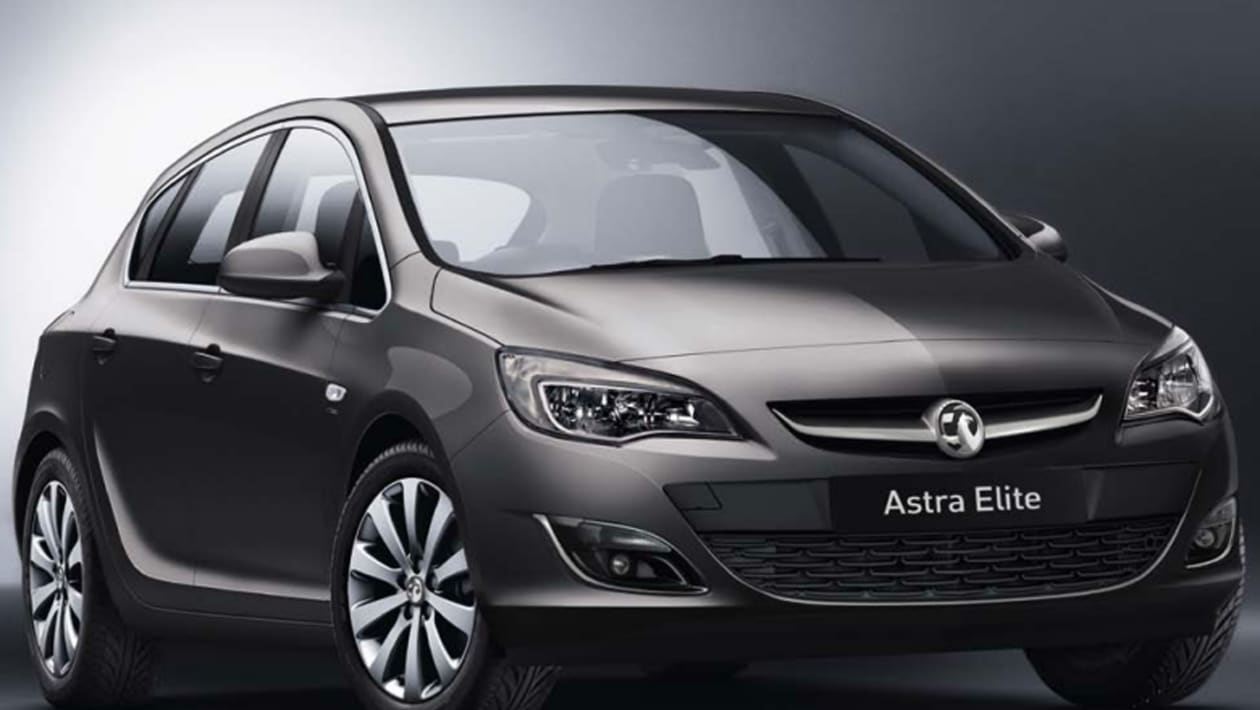 Vauxhall Astra Elite review | Carbuyer