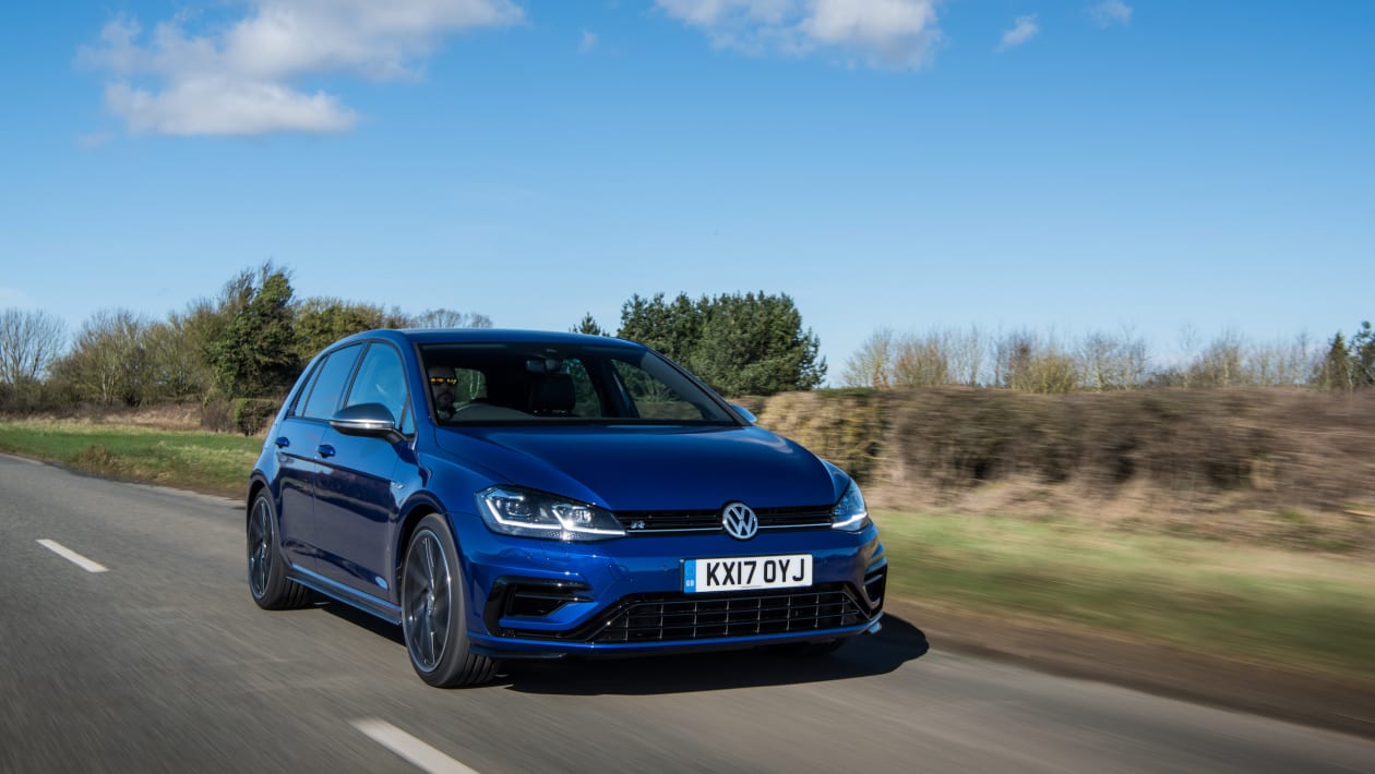 Volkswagen Golf R hatchback pictures | Carbuyer