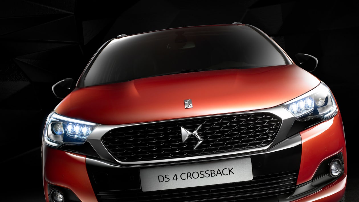 New DS 4 hatchback and Crossback pictures | Carbuyer
