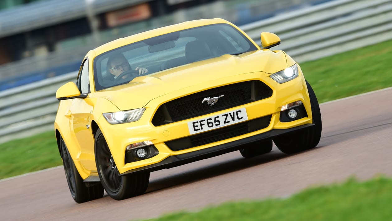 Ford Mustang coupe - pictures | Carbuyer