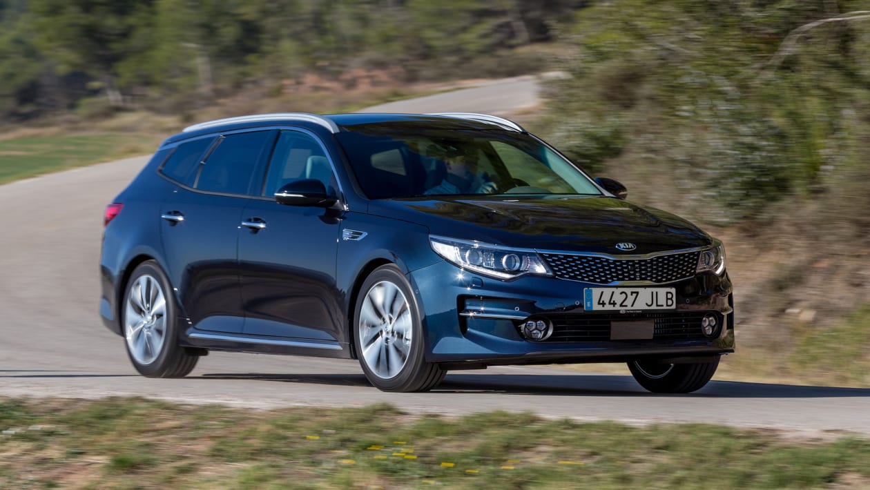 New Kia Optima range to expand with plug-in hybrid, estate and GT ...