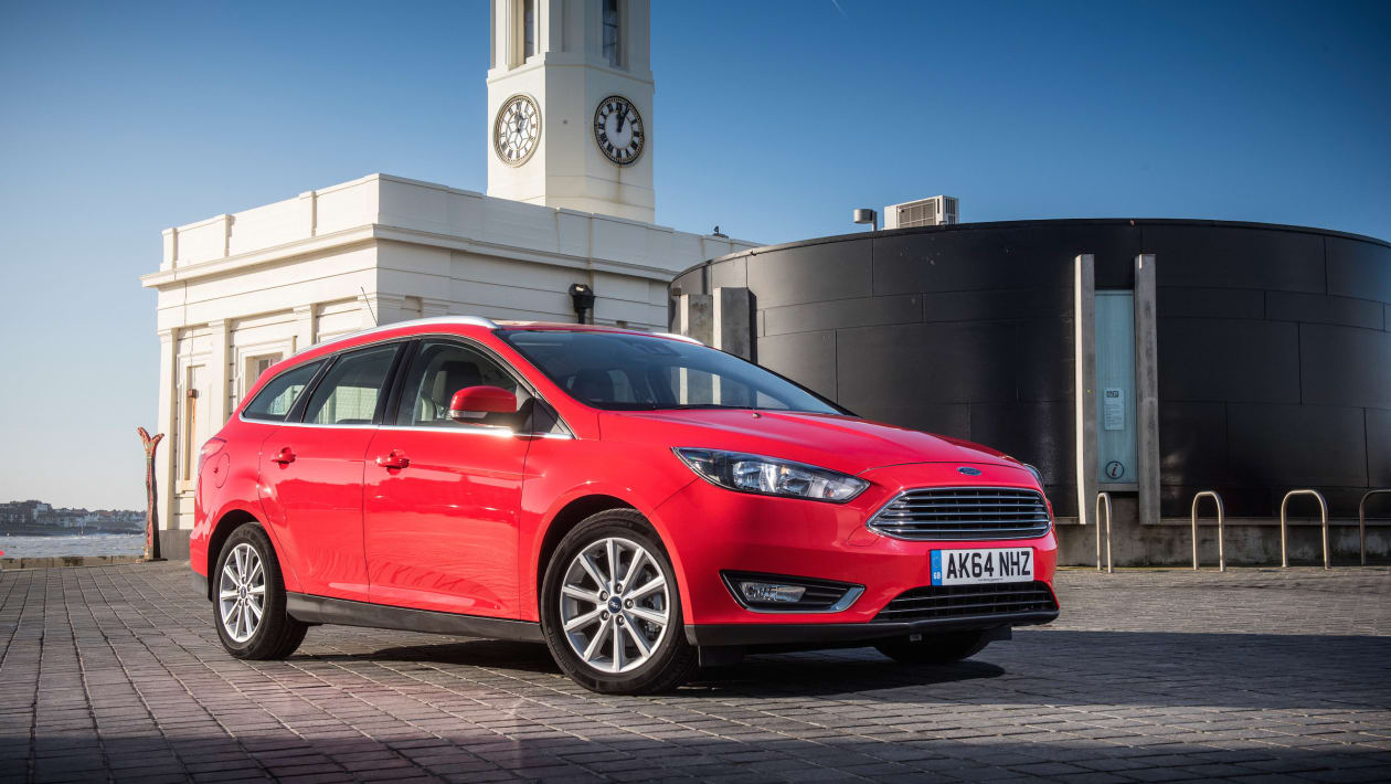 Ford Focus Estate 2014 pictures | Carbuyer