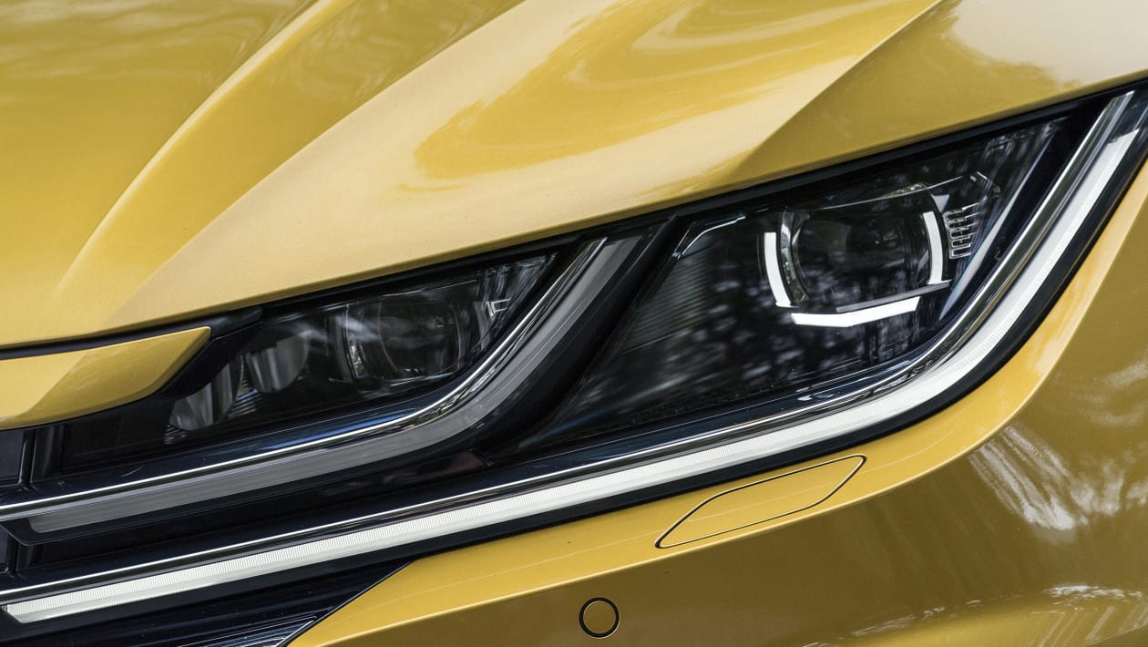 Volkswagen Arteon R-Line review - pictures | Carbuyer