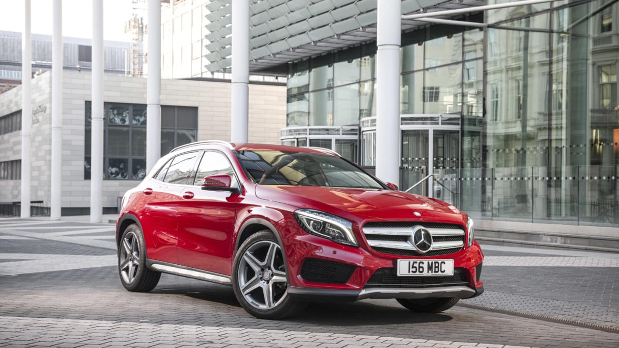 Mercedes GLA SUV review images 2017 | Carbuyer