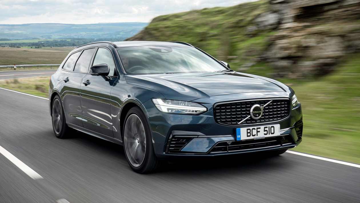 Volvo V90 estate review | Carbuyer