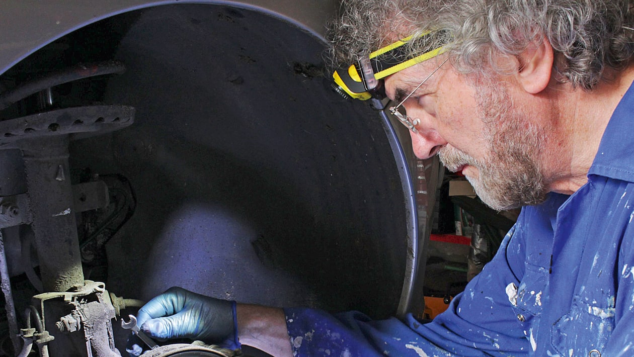 Best LED head torches to buy | Carbuyer