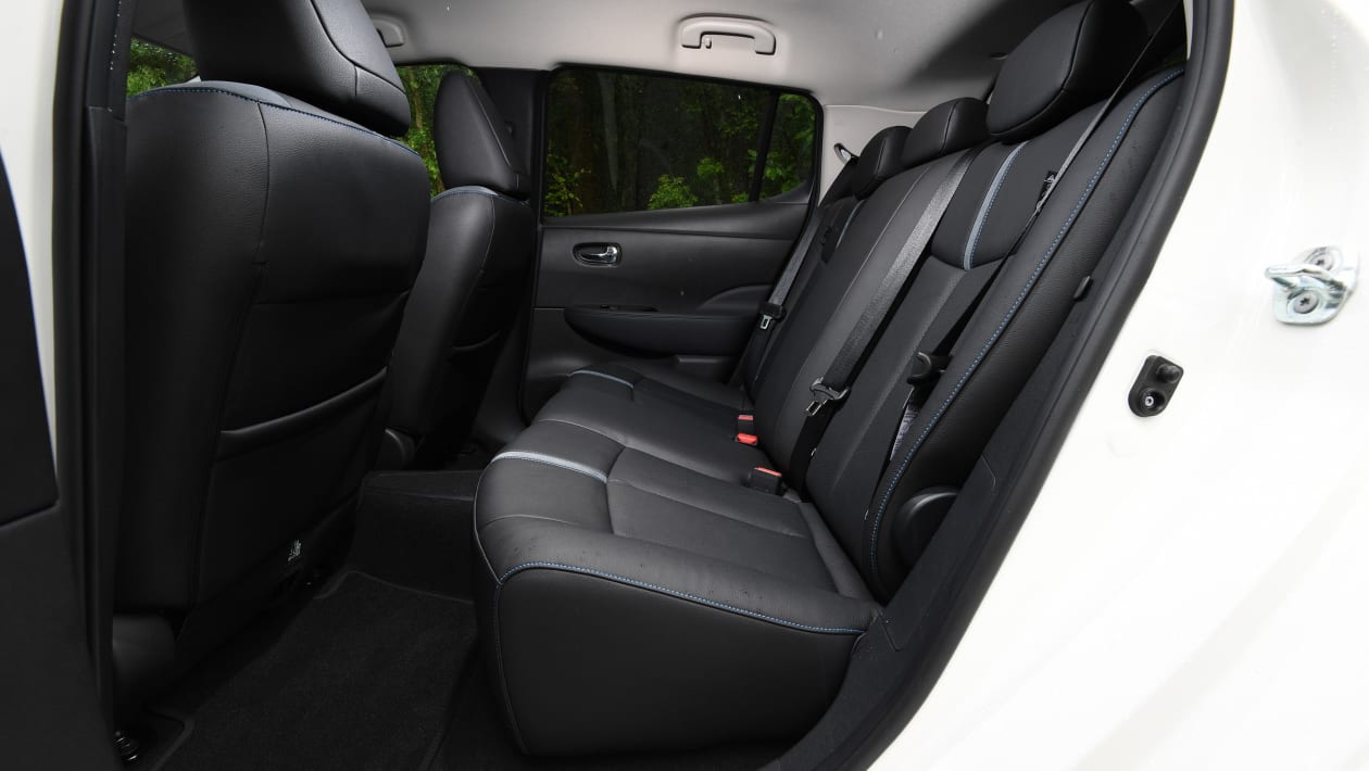 Nissan Leaf hatchback - Practicality & boot space | Carbuyer