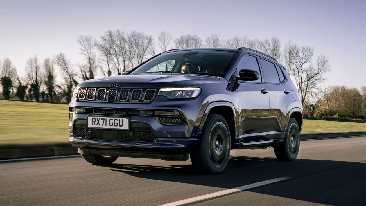 Jeep Compass SUV review | Carbuyer