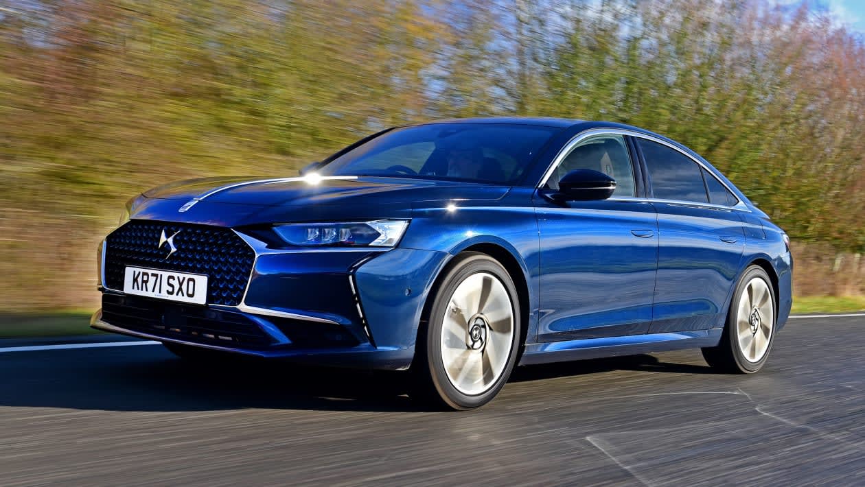 DS 9 saloon review | Carbuyer