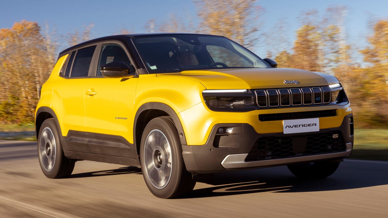 Jeep Avenger SUV review | Carbuyer