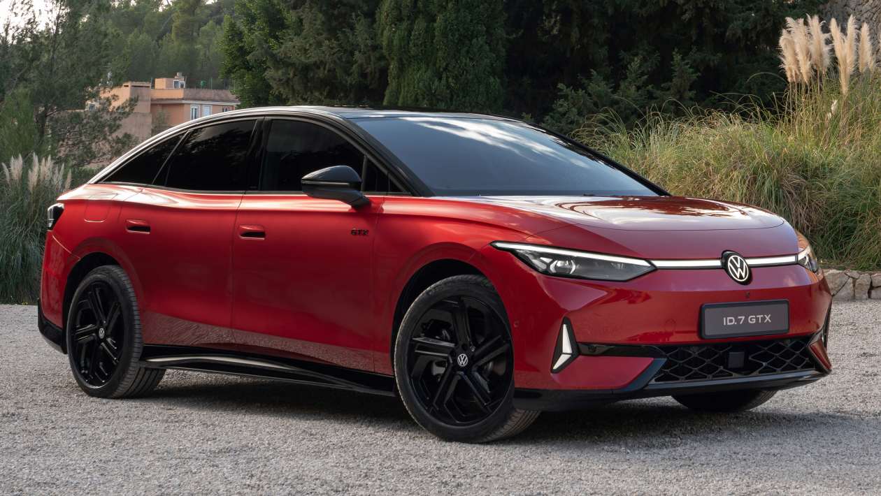 New Volkswagen ID.7 GTX is its latest EV to get sporty upgrades | Carbuyer