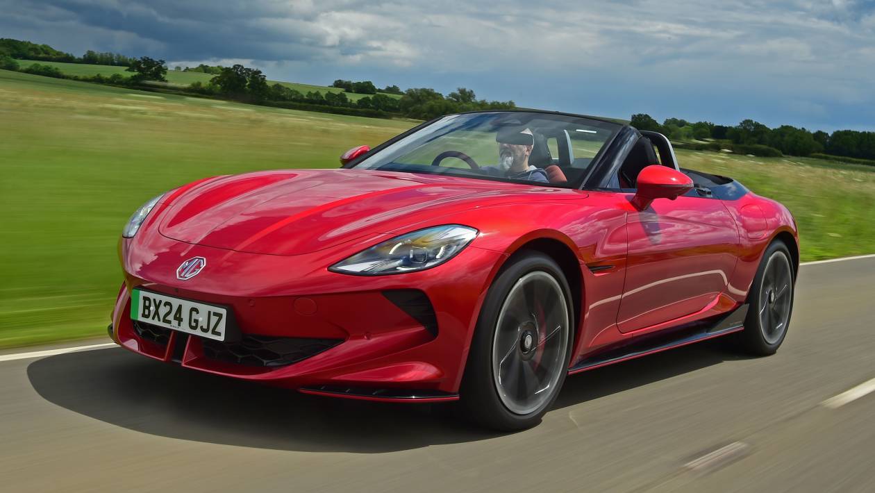 MG Cyberster roadster review - a unique open-top EV experience | Carbuyer