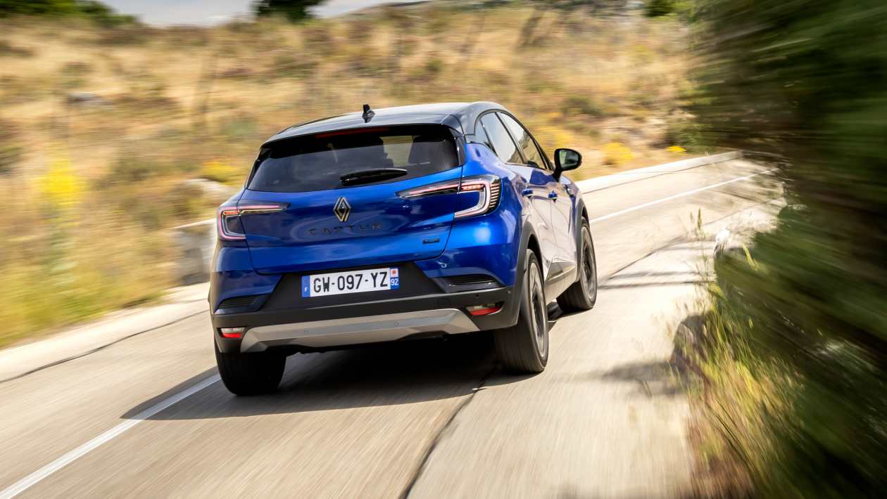 Renault Captur review - Engines, drive & performance | Carbuyer