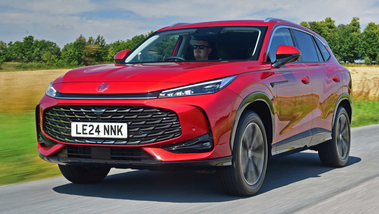 MG HS review - Boot space, practicality & dimensions | Carbuyer