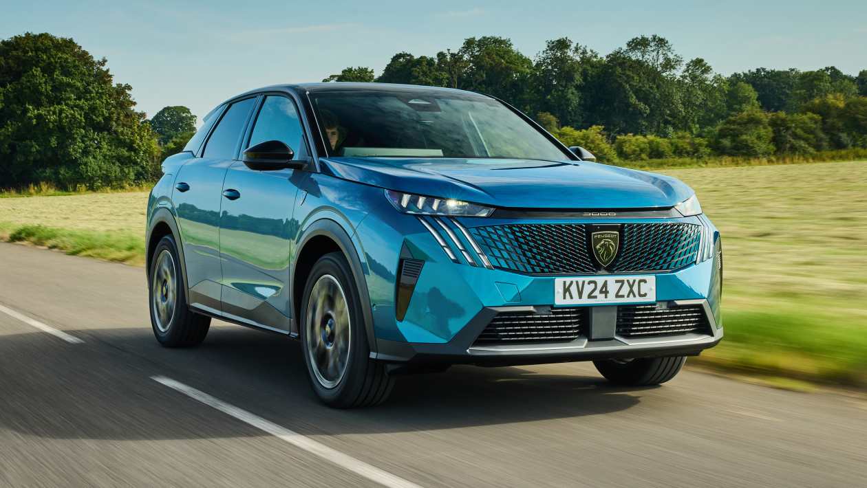 Peugeot 3008 review - Boot space, practicality & dimensions | Carbuyer