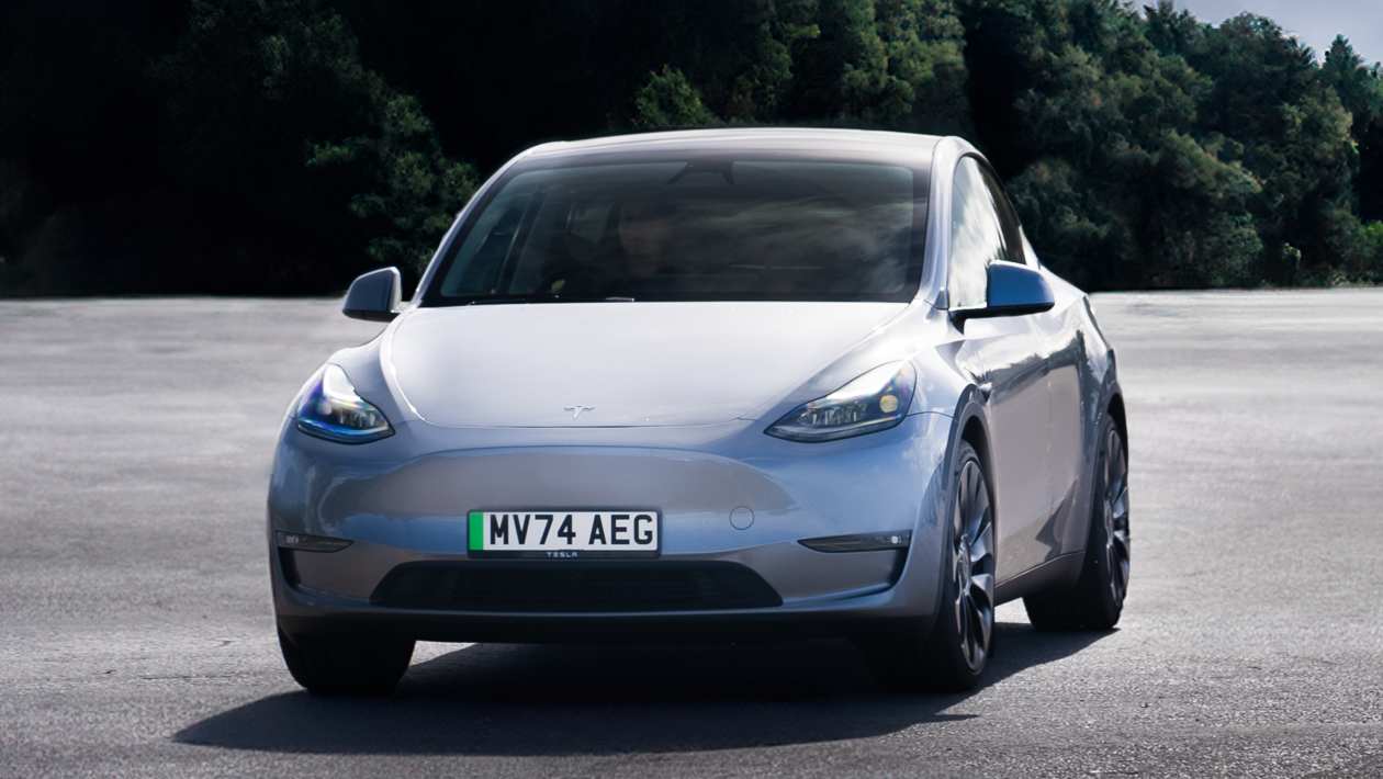 Cheapest Tesla Model Y gets new 373-mile range – but price hiked by £ ...