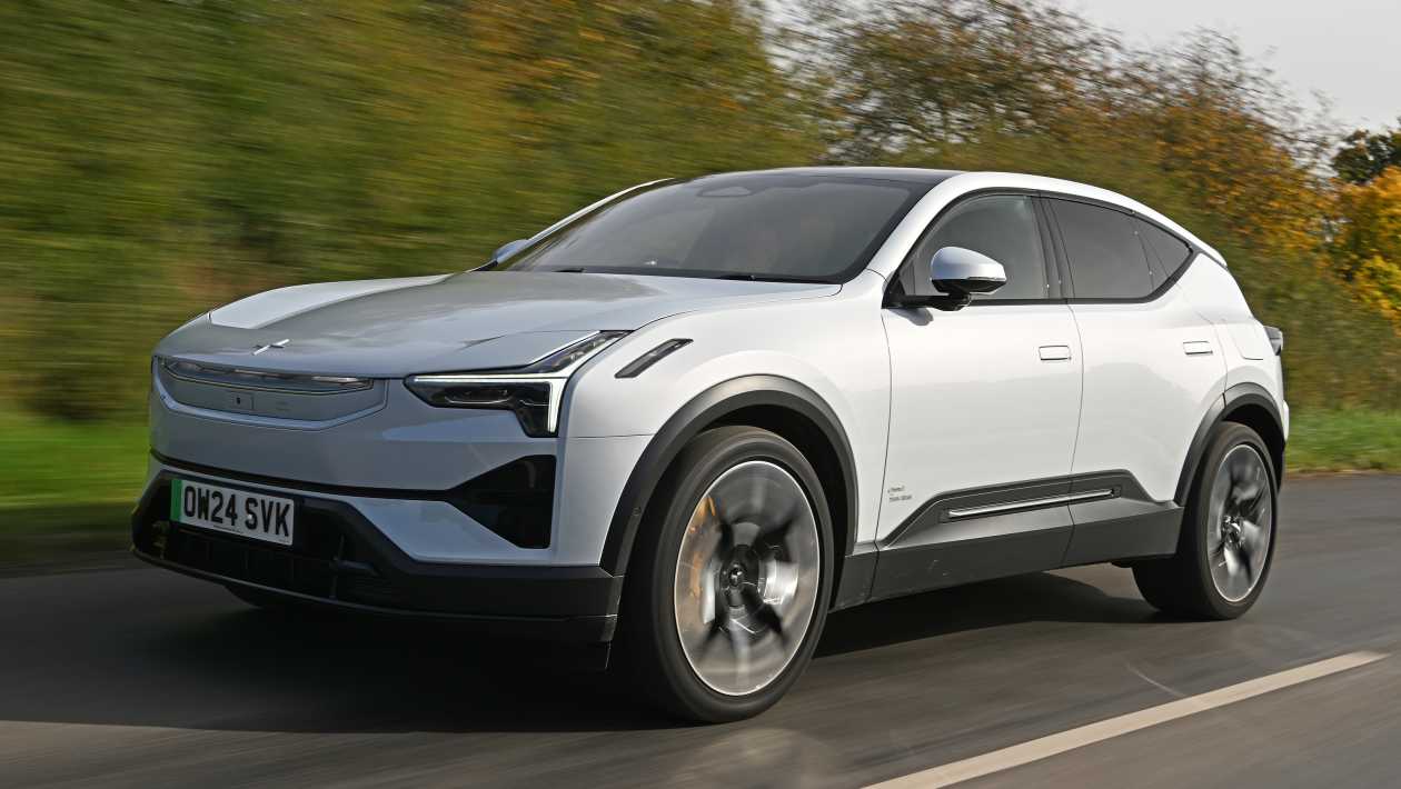 Polestar 3 review - Boot space, practicality & boot dimensions | Carbuyer