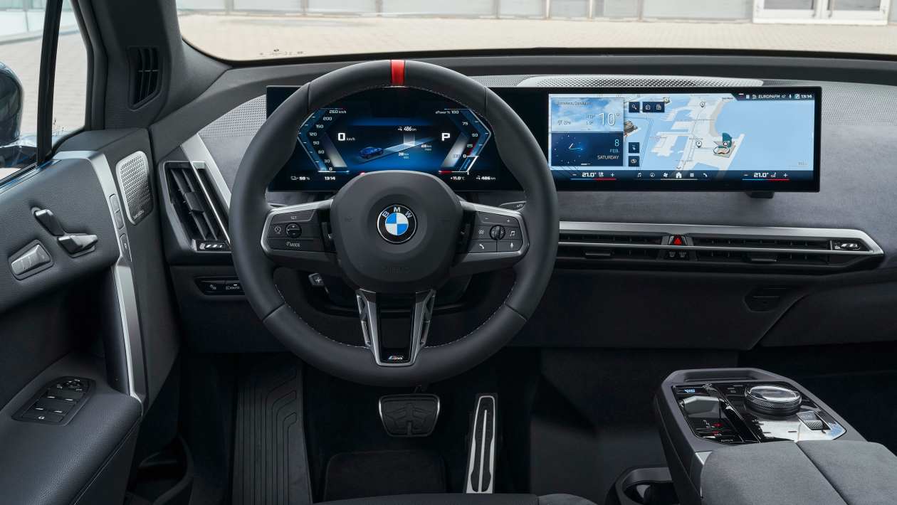 BMW iX review - Interior & comfort | Carbuyer