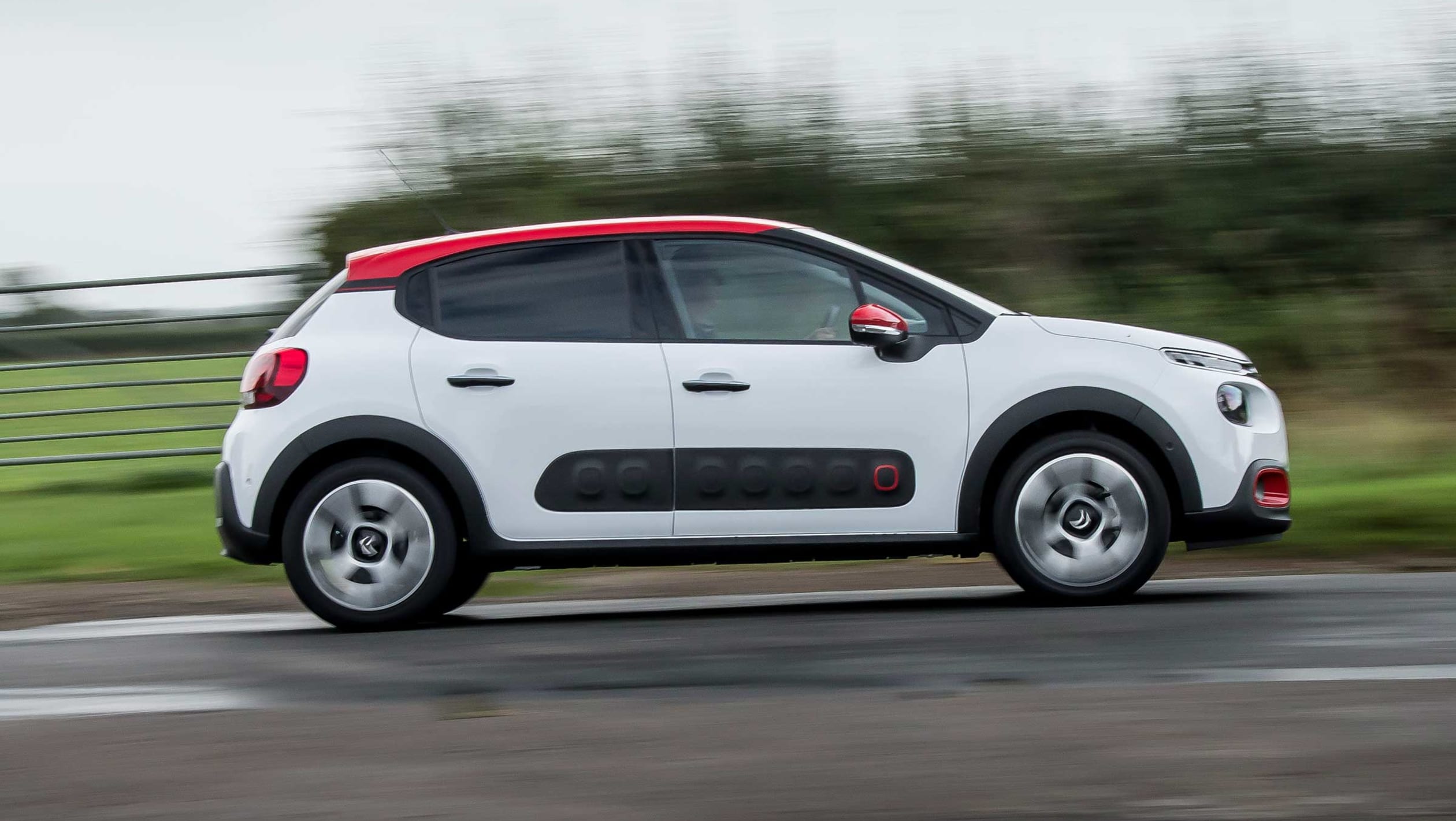 Citroen C3 hatchback 2016 pictures | Carbuyer